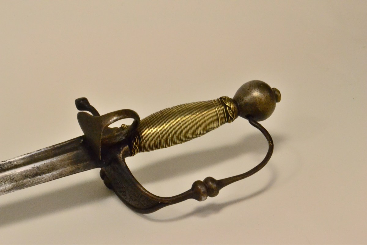 Sold – 17th century Walloon hilt cutlass/dussack – I sell swords