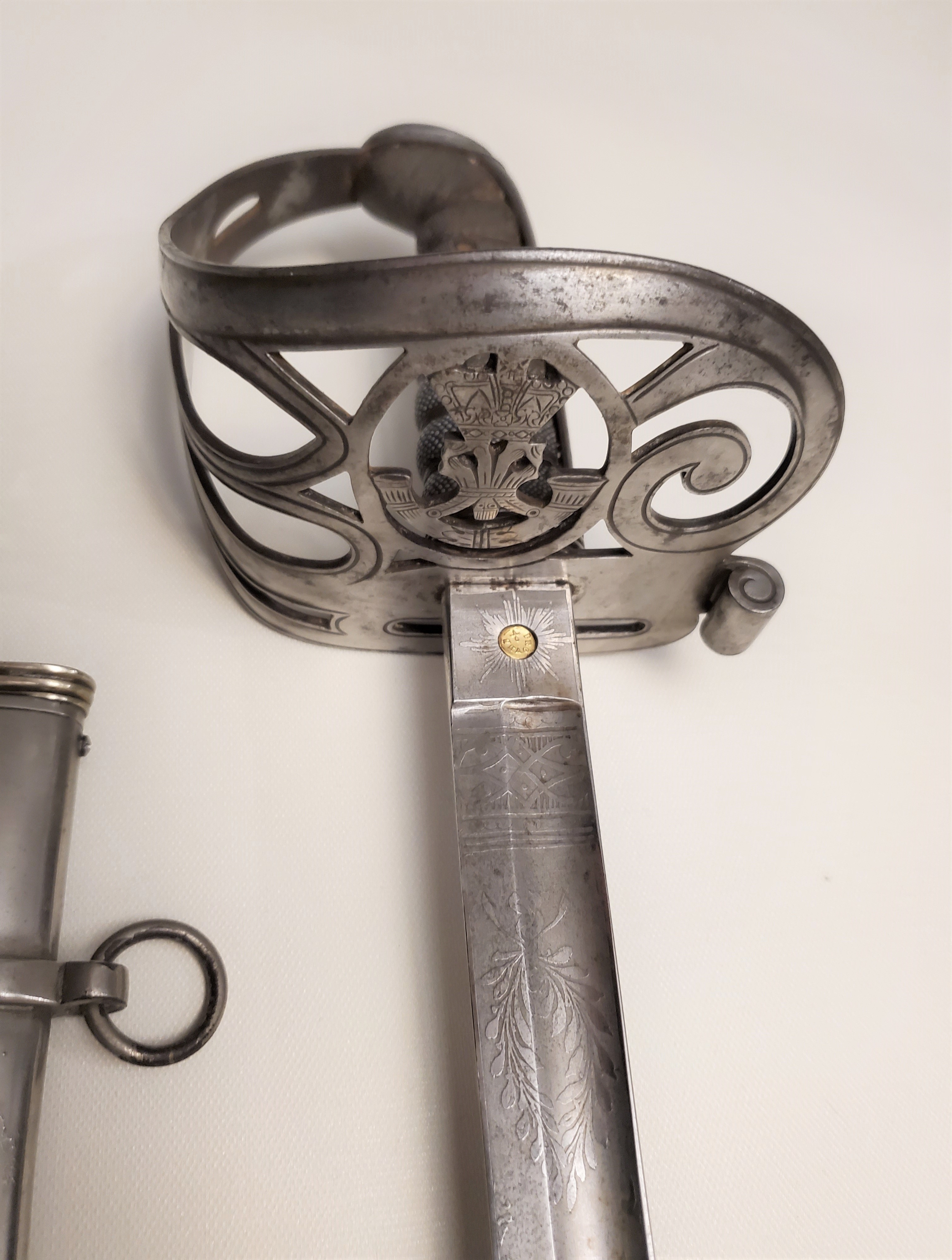 SOLD – Irish Rifles Officer 1845 Sabre – I sell swords