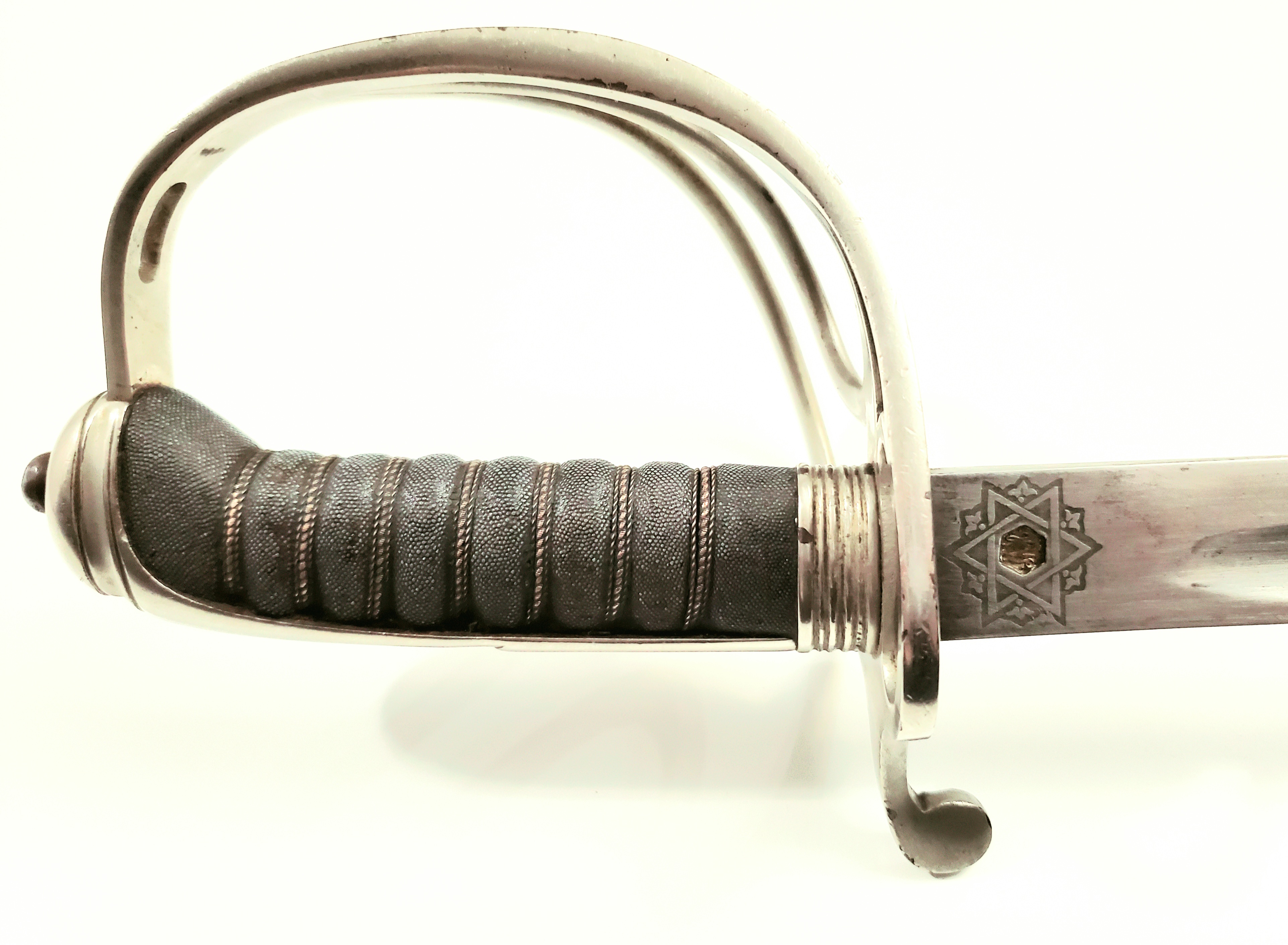 SOLD – WW1 era 1845 artillery officer sabre – by Wilkinson – I sell swords