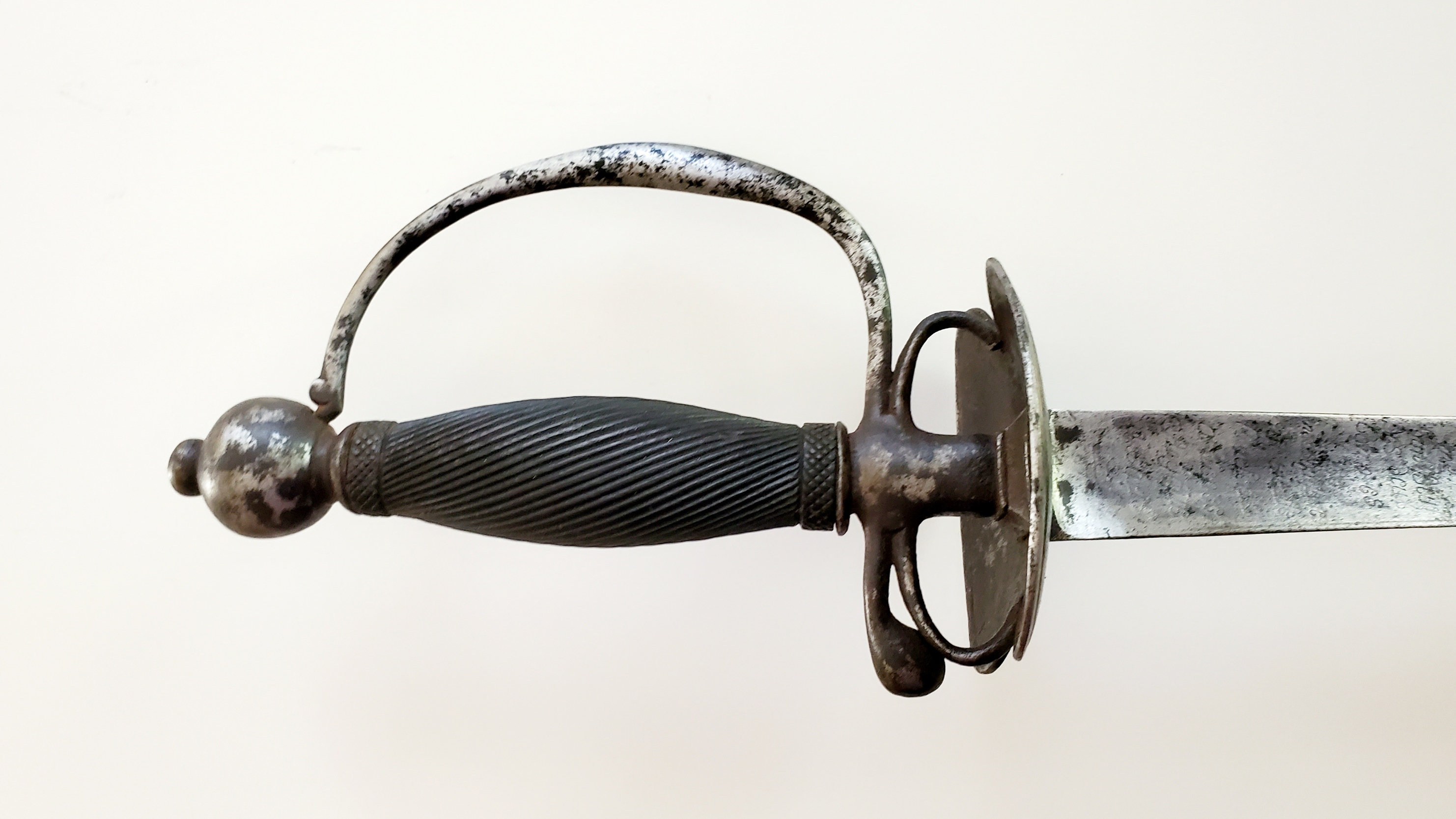 I sell swords – antique swords in Canada