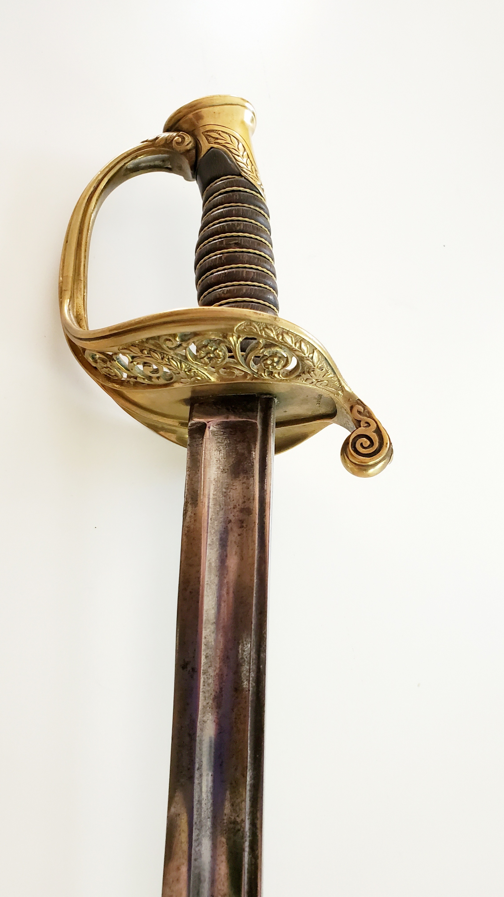 I sell swords – antique swords in Canada