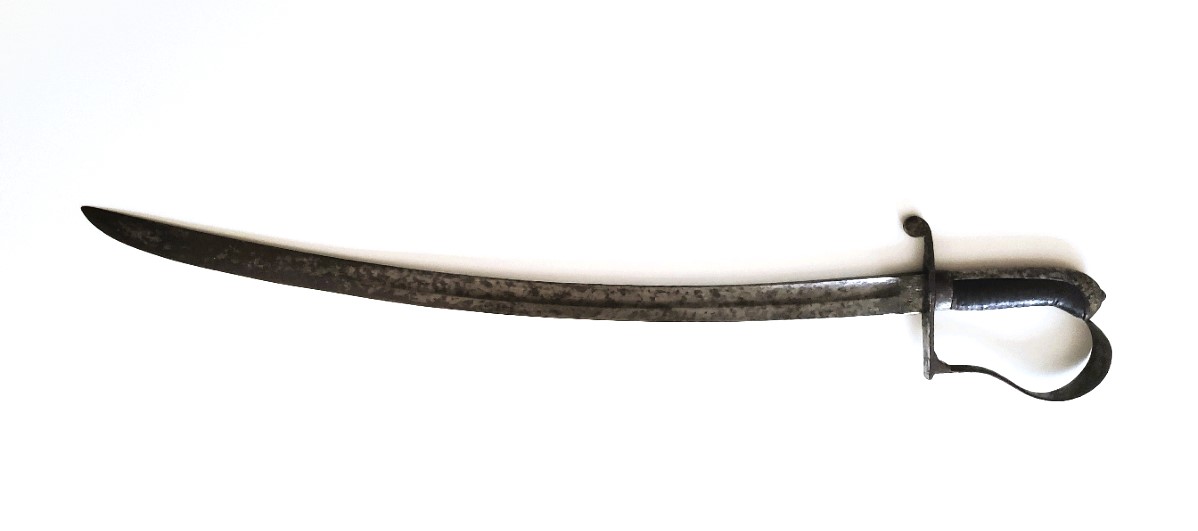 SOLD- Austrian 1853 Grenadier sabre – I sell swords