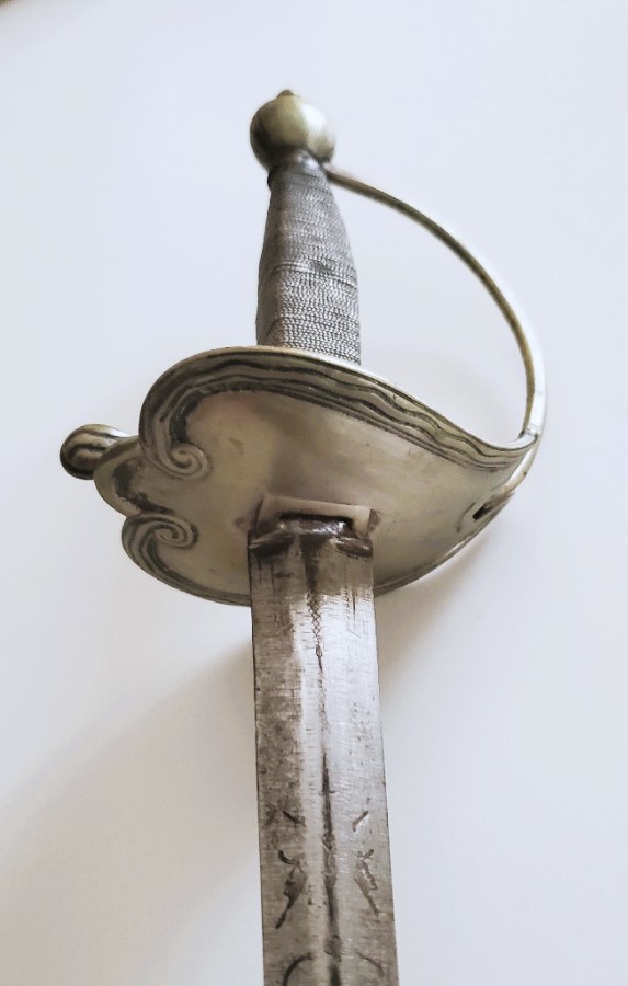 SOLD – Louis XVI Bodyguards Officer Smallsword – I sell swords