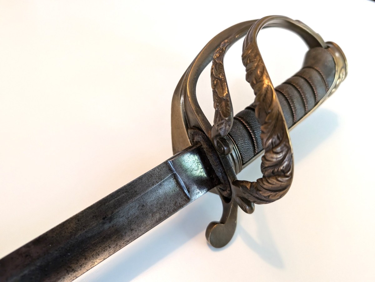 I sell swords – antique swords in Canada